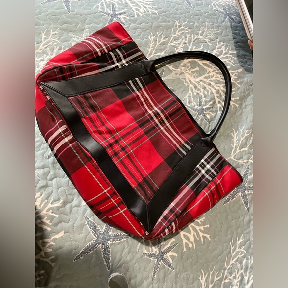 Victora Secret | Bags | Nwtvictoria Secret 41116 Big Handy Bag | Poshmark